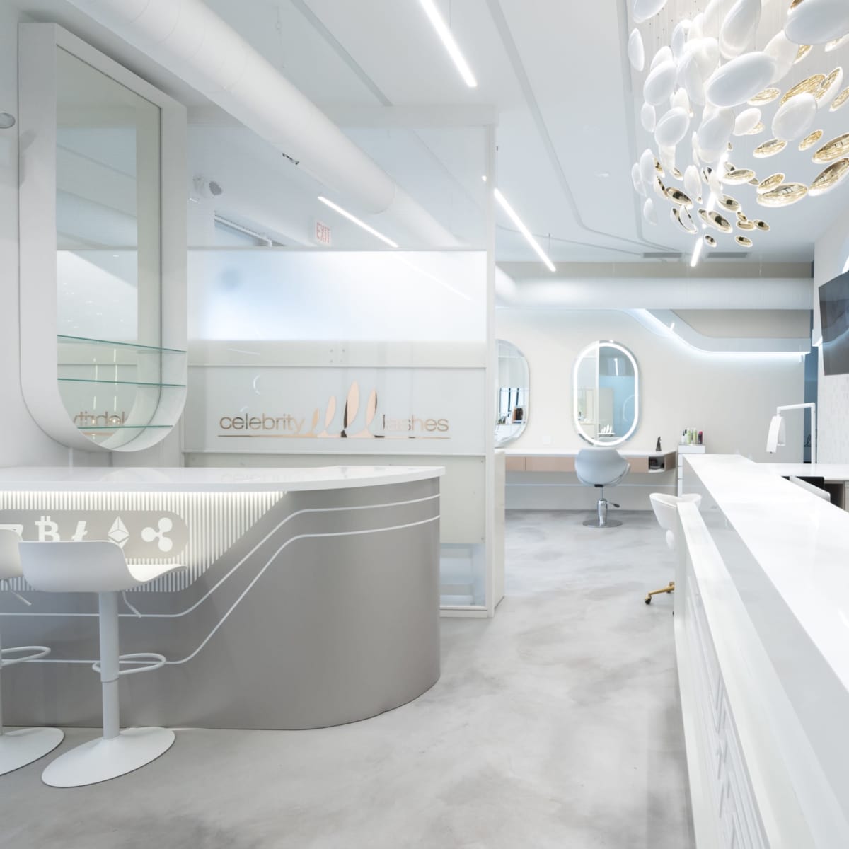 "Experience Glamour at Our Beauty Bar: Chicago's Premier Destination ...