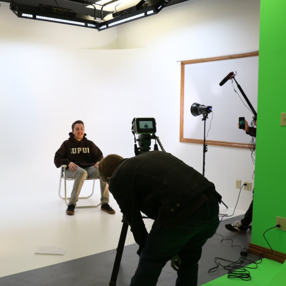 Green and white cyc wall studios easy access off interstate between ...