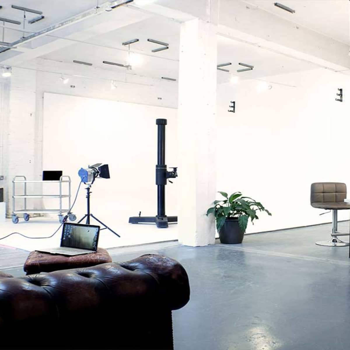 Infinity Cove Studio, Easy Ground Floor Access, High Ceilings, london ...