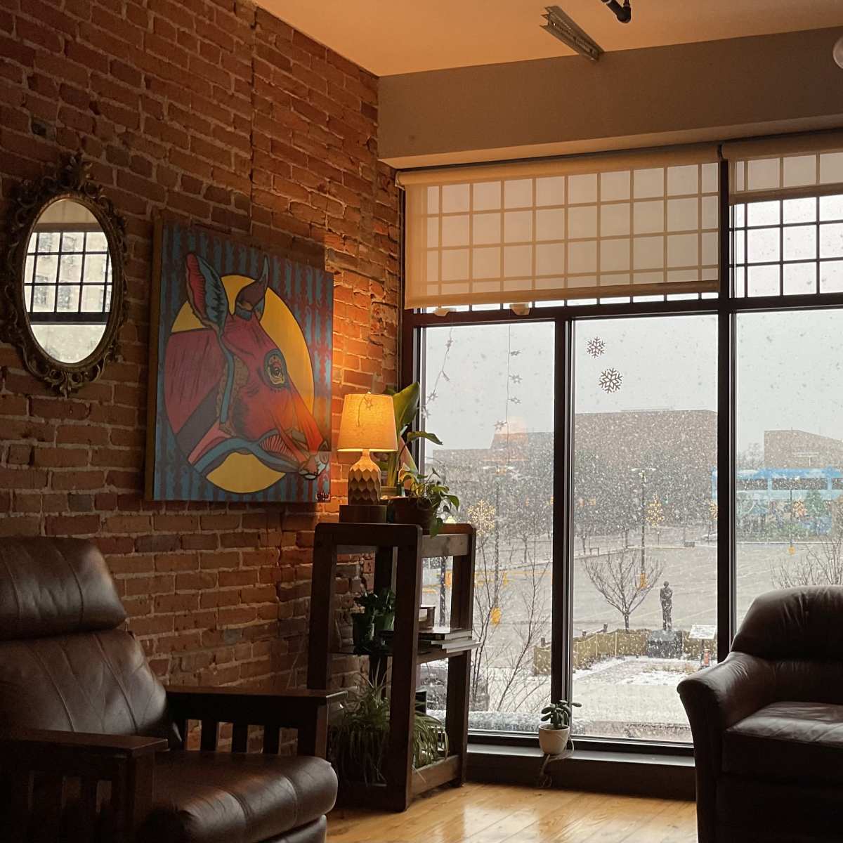 Spacious Downtown Flint Studio with Amazing City View, Flint, MI | Off ...