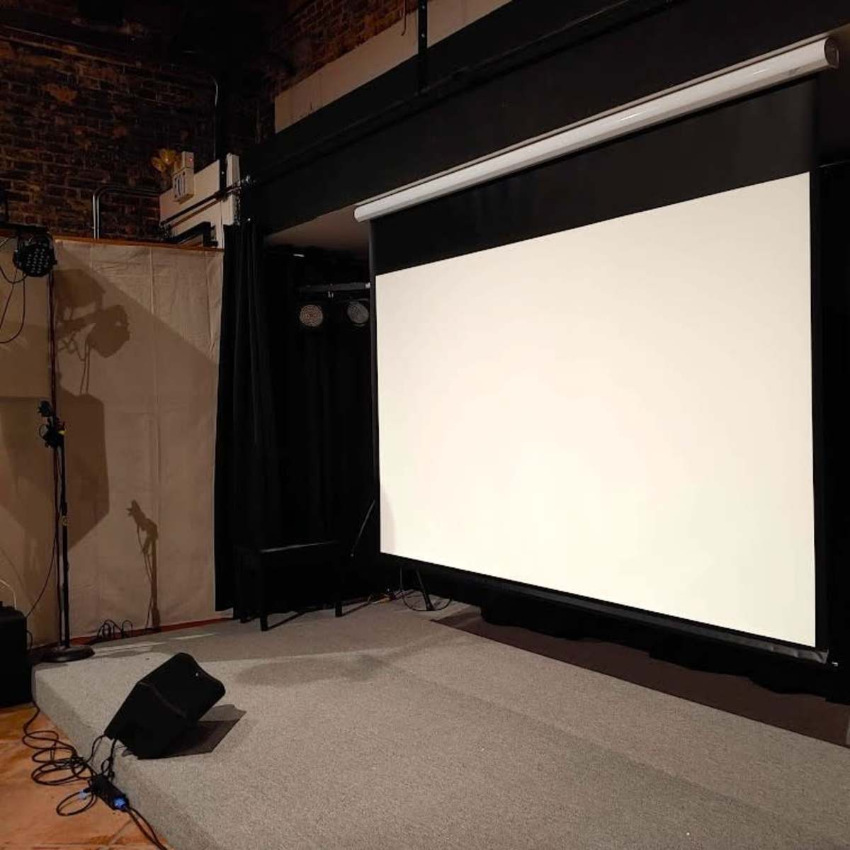 Versatile Space with Classic Design For Performances, Workshops ...