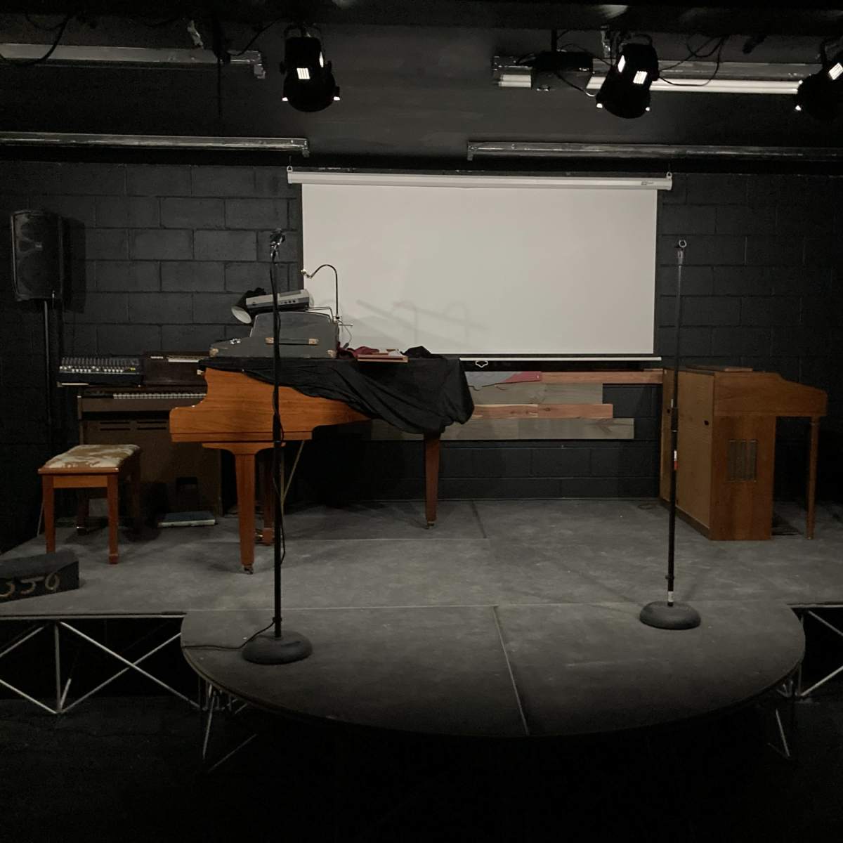 Downtown Rehearsal Venue with Stage and PA System - Music, Dance ...