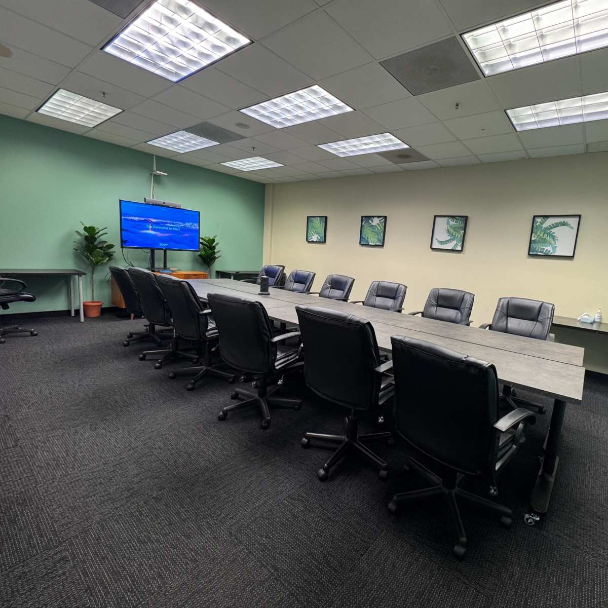 Executive Boardroom in Uptown Oakland Kaiser Mall, Oakland, CA ...