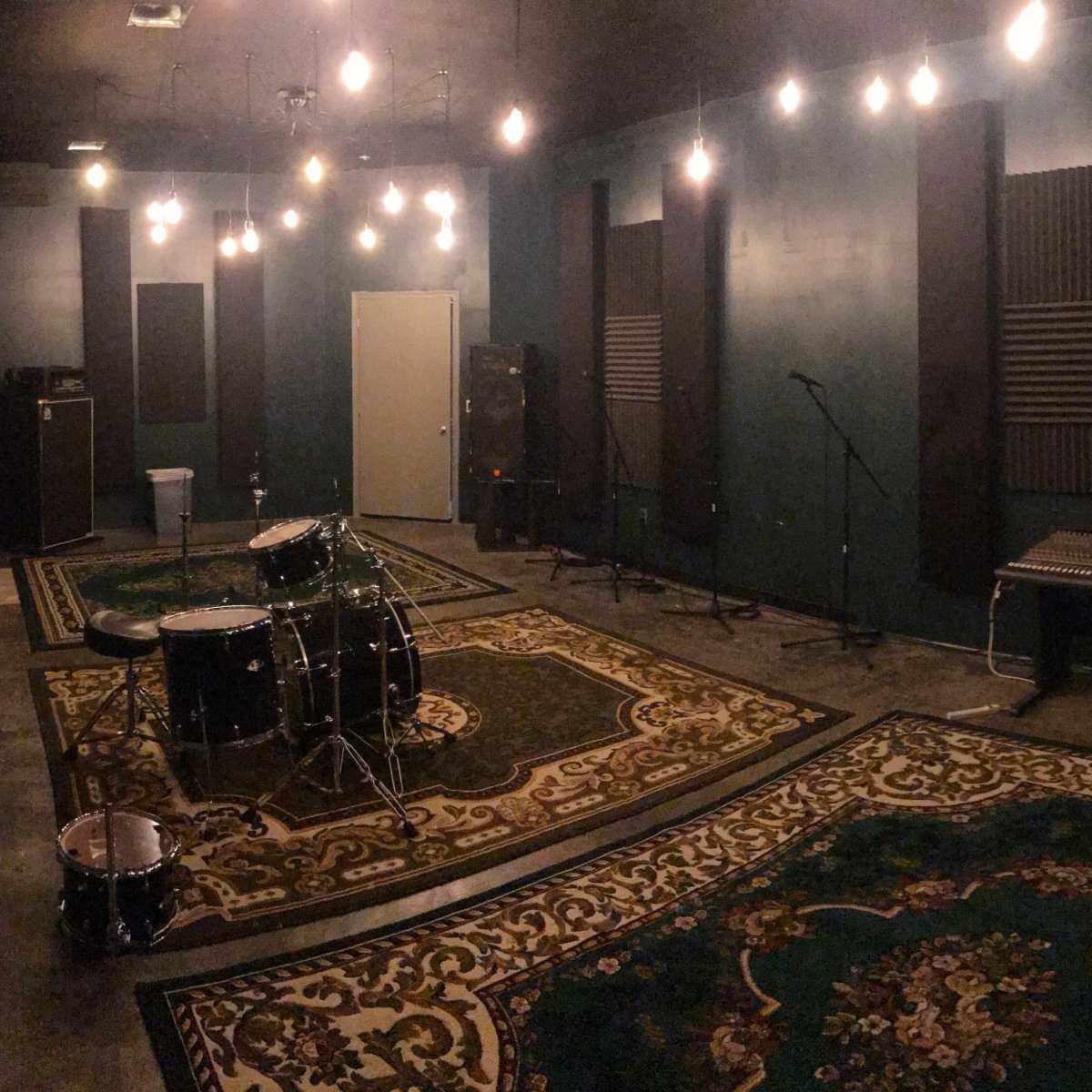 Green Room: Music Studio in Los Angeles, Los Angeles, CA | Production ...