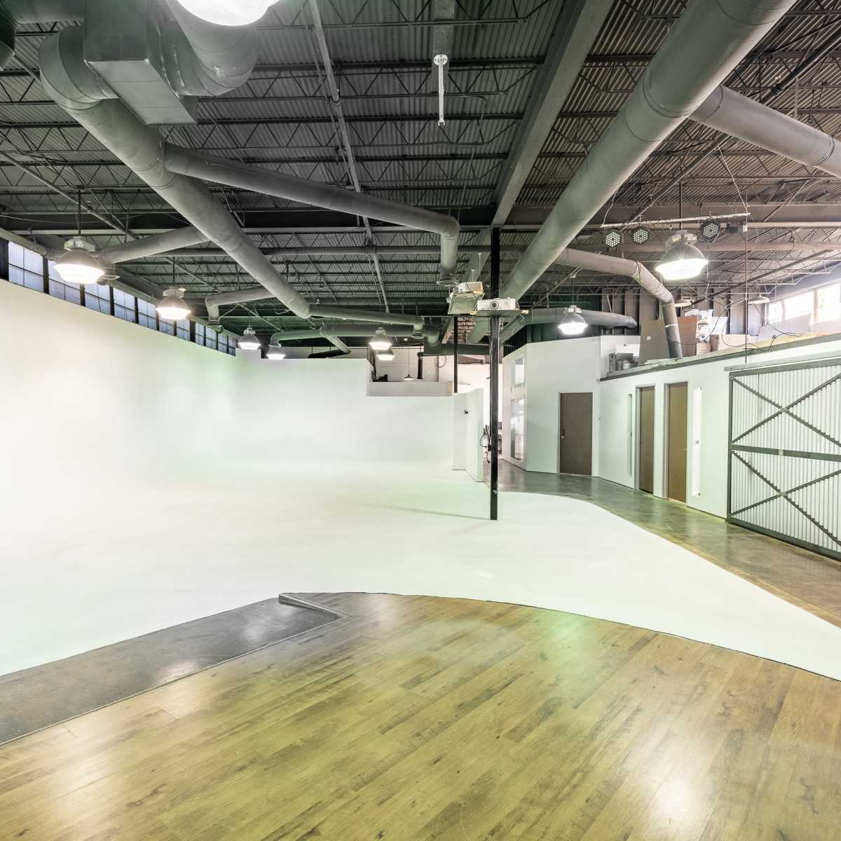 MUST SEE WIDE OPEN CREATIVE EVENT SPACE (LOVEFIELD AIRPORT), Dallas, TX ...