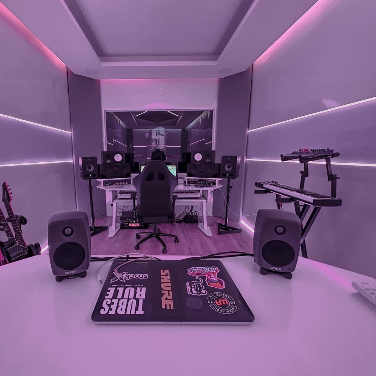 Futuristic studio (Engineer include), Houston, TX | Production | Peerspace