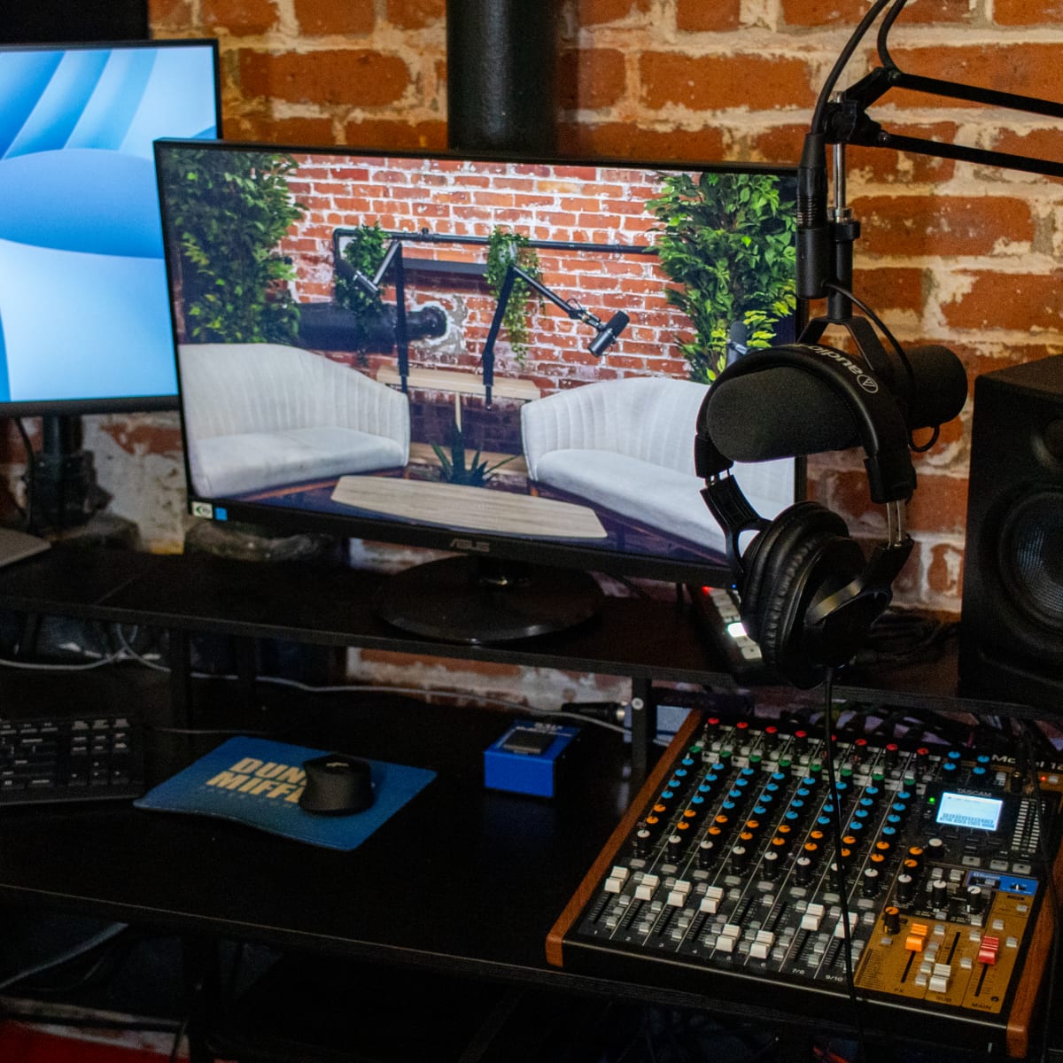 Brooklyn Podcast Studio | Audio, Video, Multi-cam | Engineer Included ...