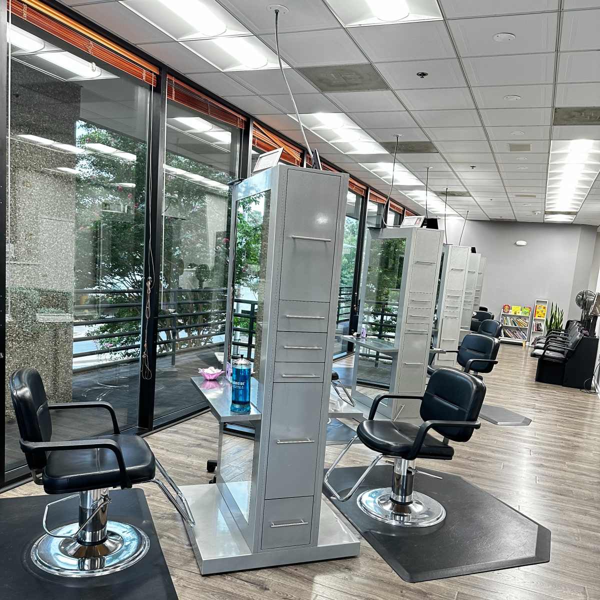 Luxury Salon Space, Rockville, MD | Production | Peerspace