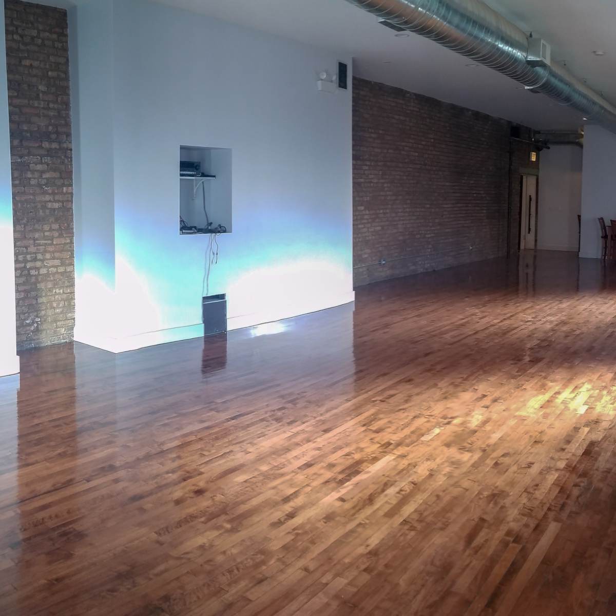 Multi-room Wedding Reception Space in North Center neighborhood ...