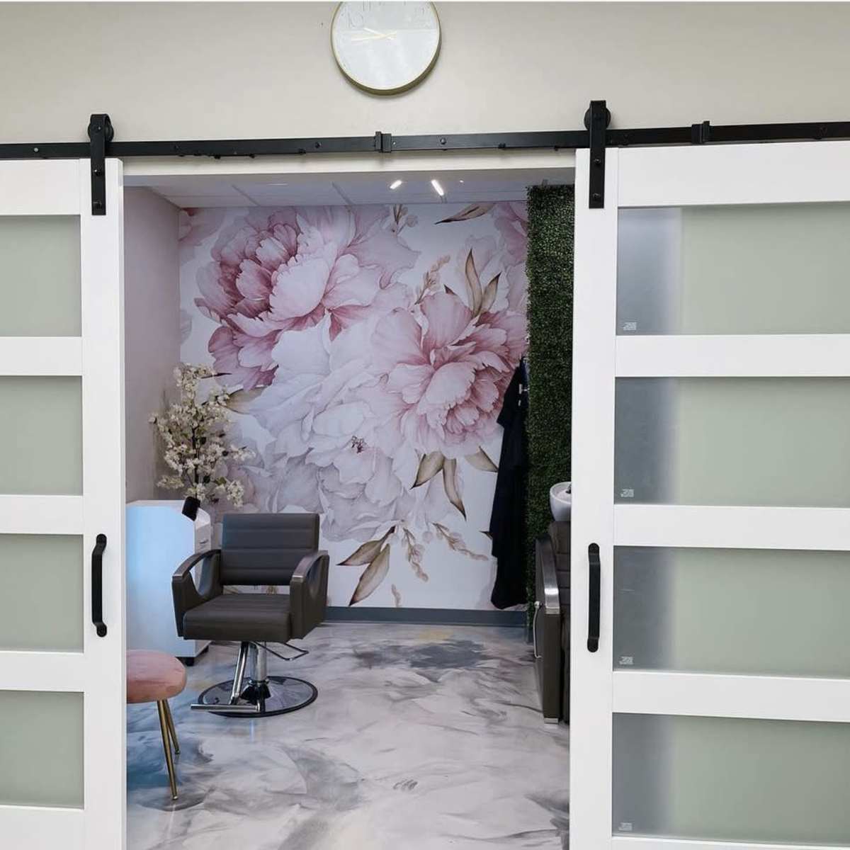 Gorgeous Office Space with Hair Salon Inside, Mokena, IL | Production ...