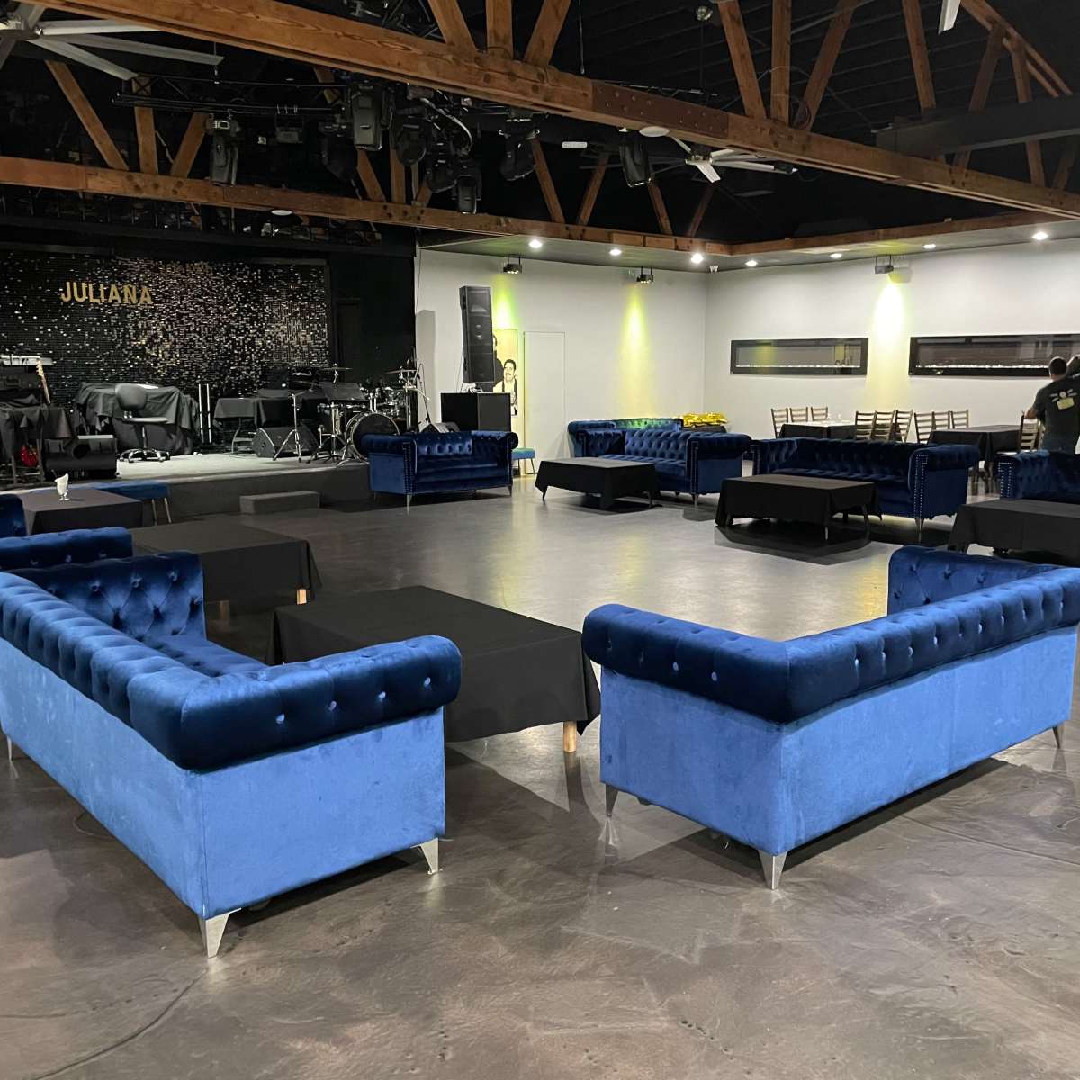 Newly remodeled Northside Chicago Space in a very safe neighborhood ...