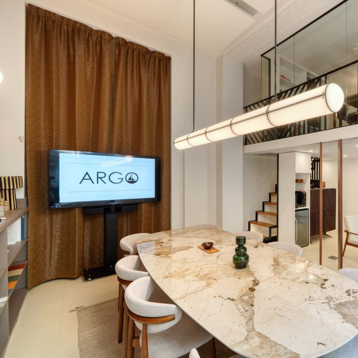 Salle de réunion Club Argo Haret, PARIS | Production | Peerspace