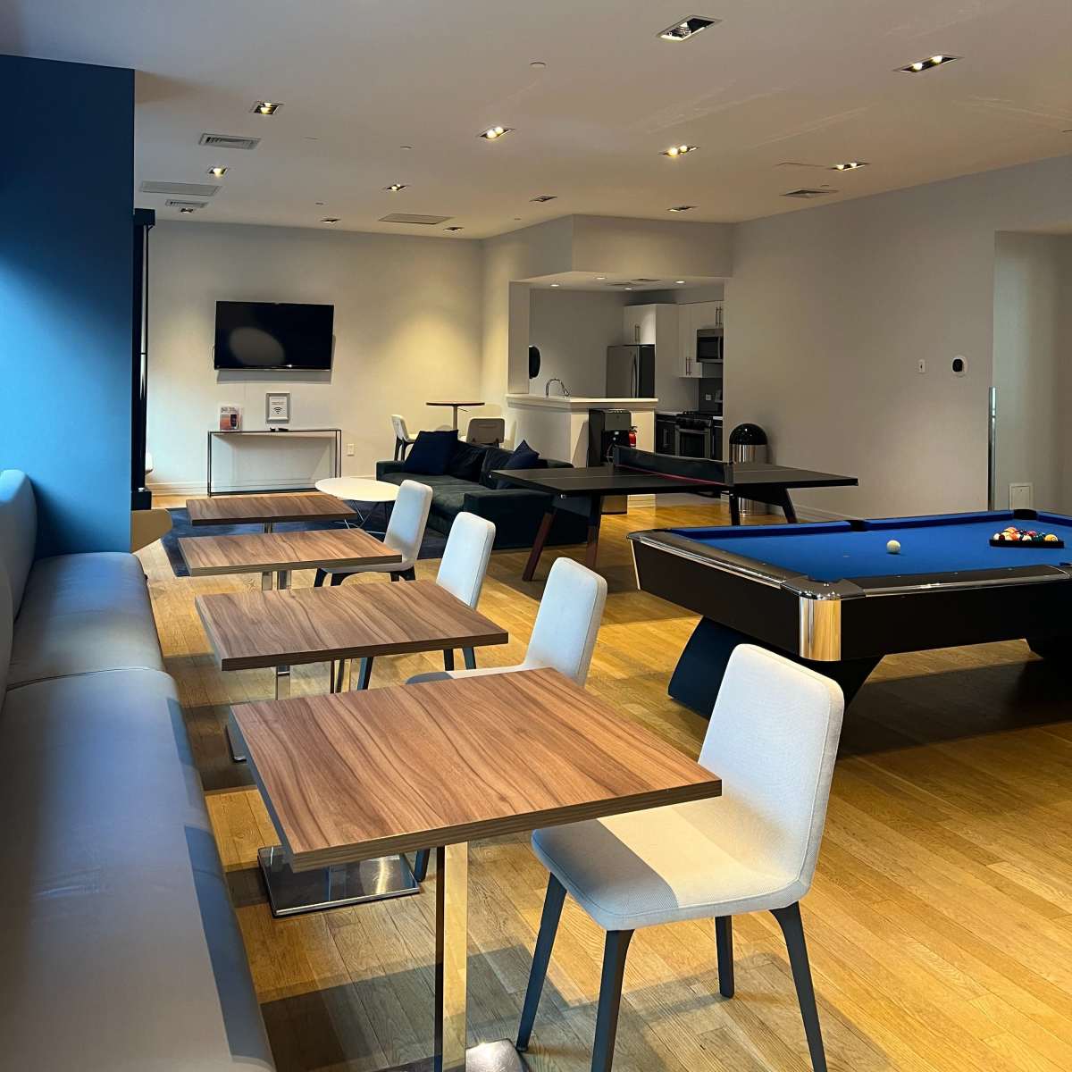 Sophisticated Lounge Room, Brooklyn, NY | Production | Peerspace