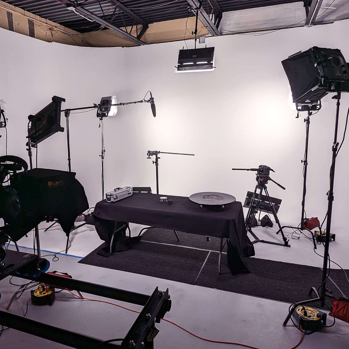 M-1 Studios | Metro Detroit Studio 30Ft White Cyclorama Wall ...