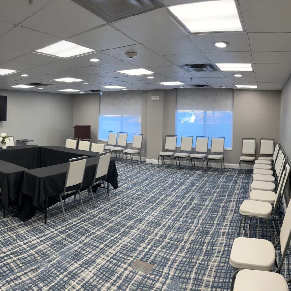 Holiday Inn Belcamp Meeting Room, BELCAMP, MD | Event | Peerspace