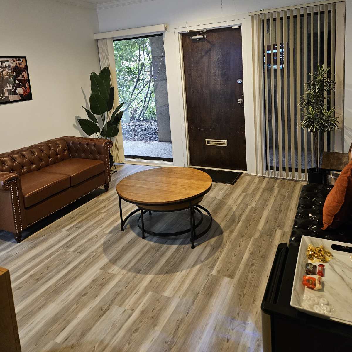 Urban, studio and lounge with an intimate and modern feel., Columbia ...