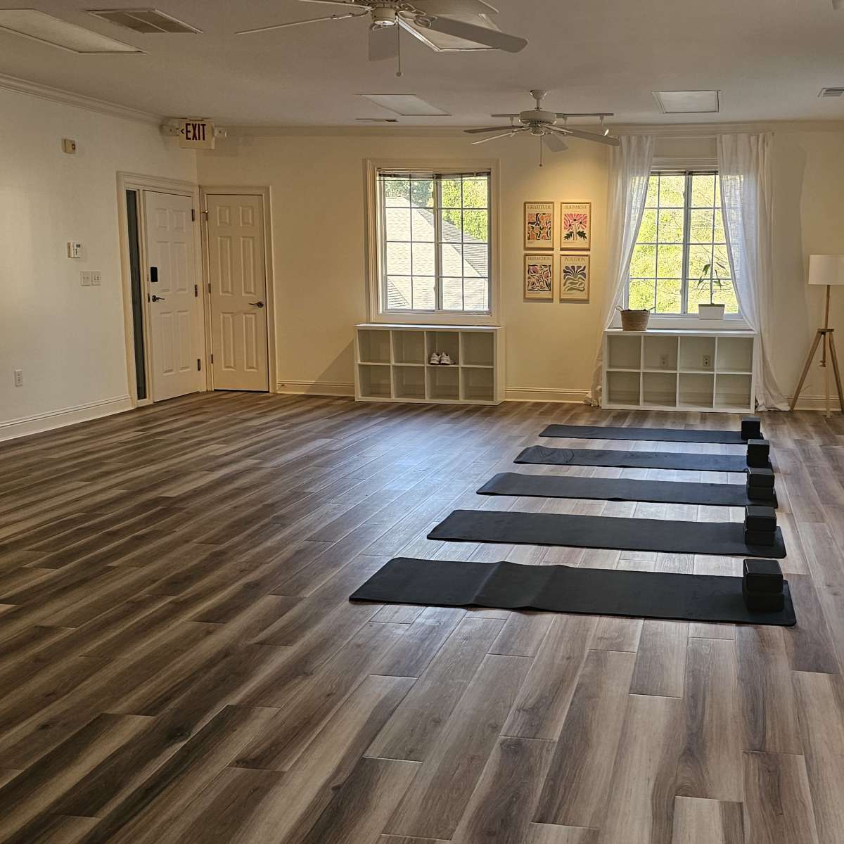 Large, bright, open room, perfect for Yoga, Tai Chi and other spiritual ...