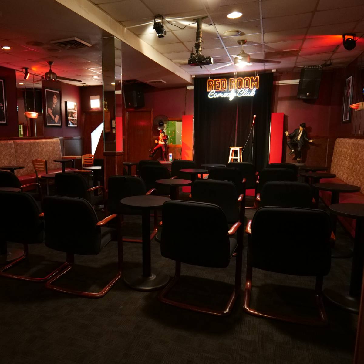 Comedy Club/Theater in Rogers Park with a stage, bar and sound system ...