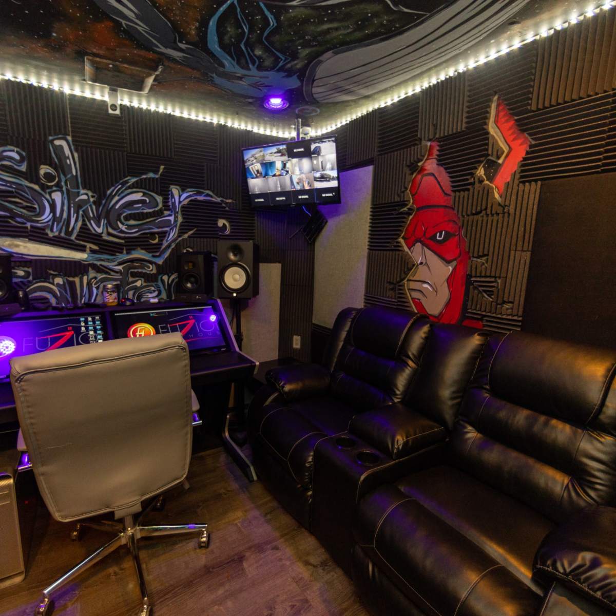 Silver Surfer Recording room rental, Miami Gardens, FL | Production ...