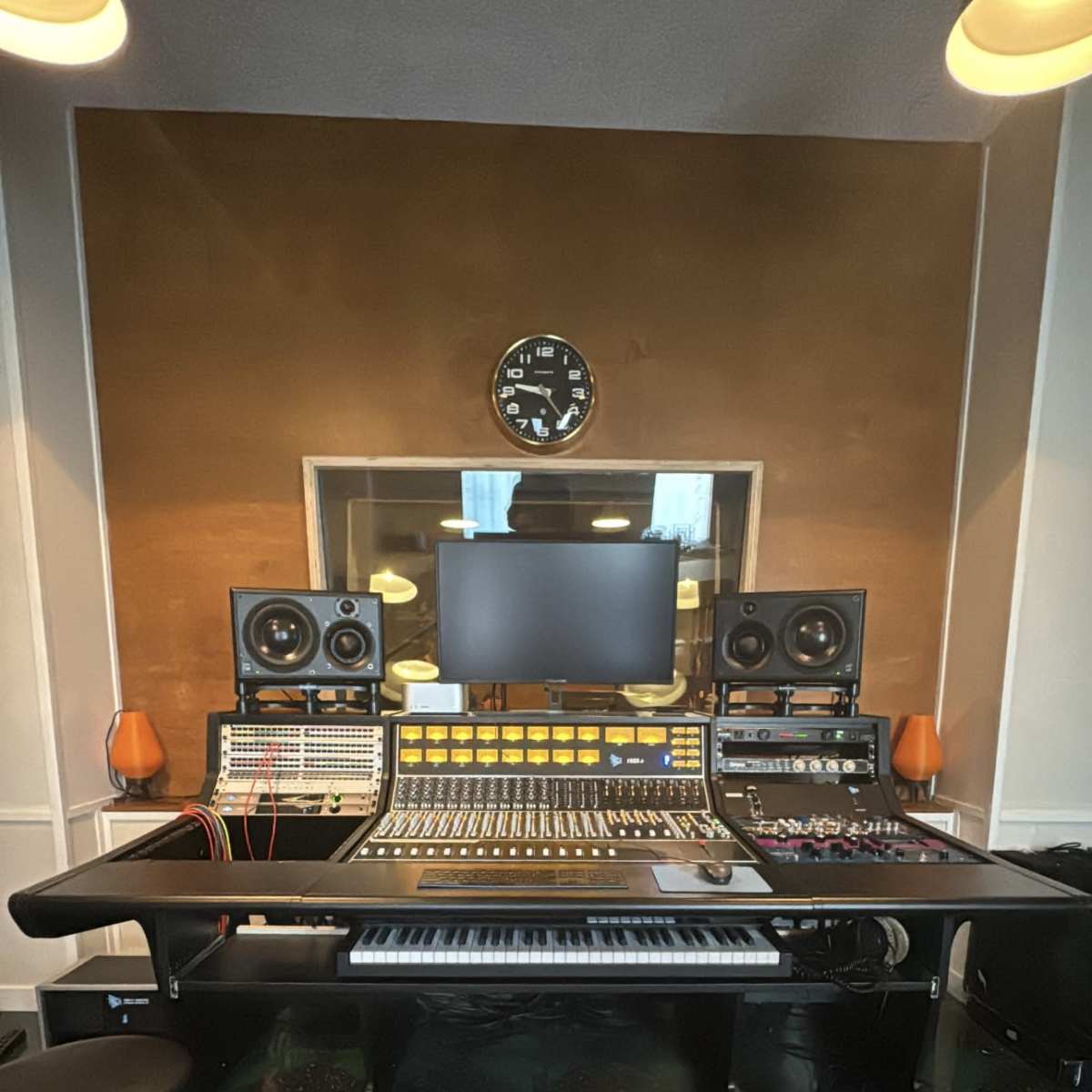 Modern Mid Century Recording Studio in the valley, Van Nuys, CA ...