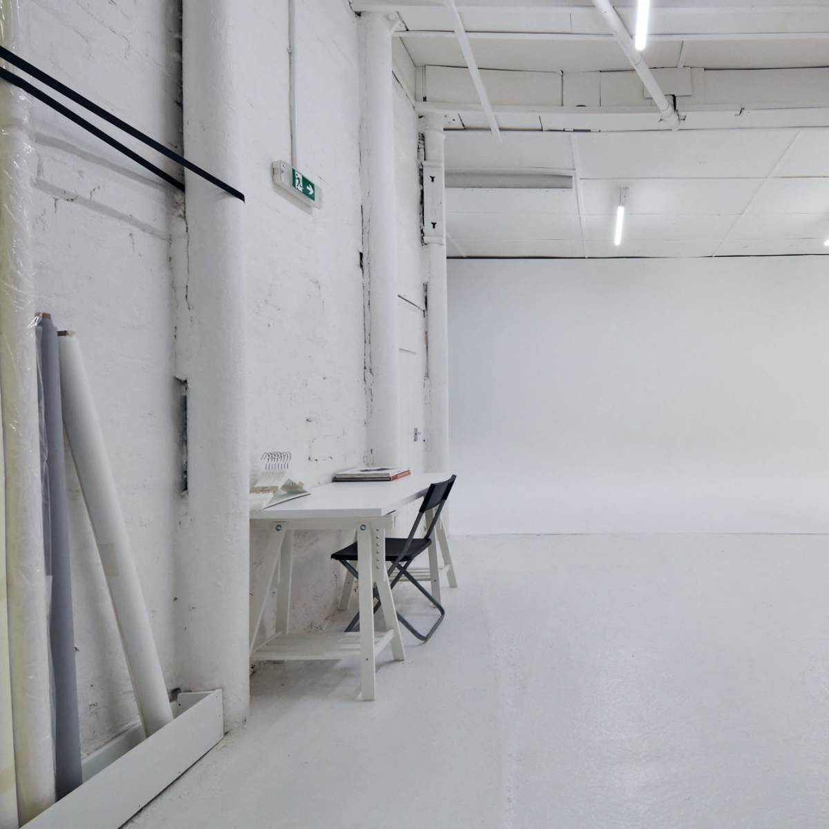 Infinity cove photography studio Glasgow, Glasgow | Production | Peerspace