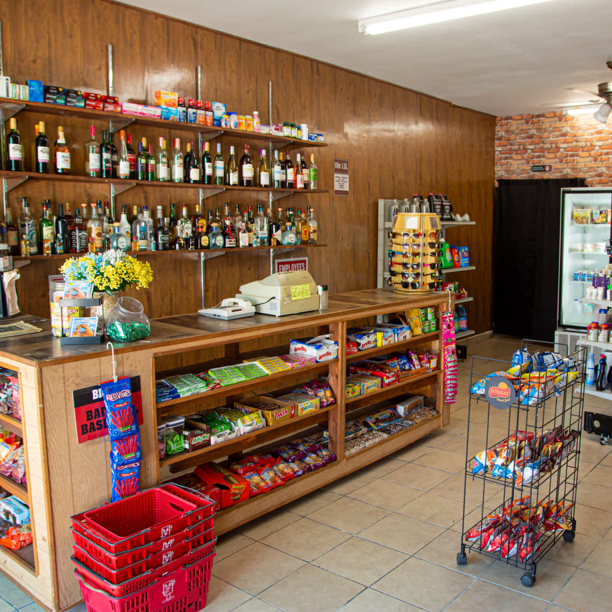 Retro Convenience / Liquor Store Set, North Hollywood, CA | Production ...