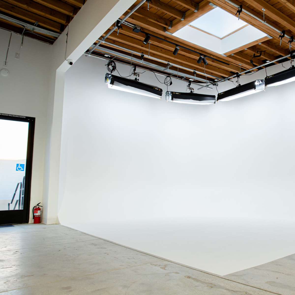 Hagop Studios | Modern Photo/Video Studio with Natural Light, Los ...