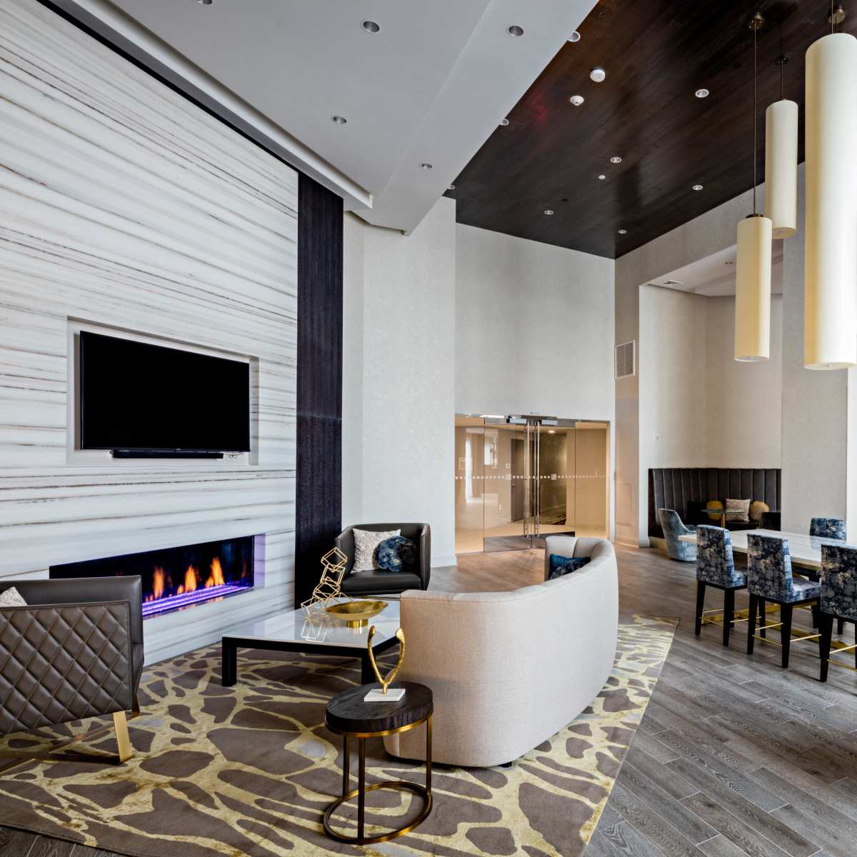 Open-Concept Modern Club Room with Spacious Kitchen, Great Neck, NY ...