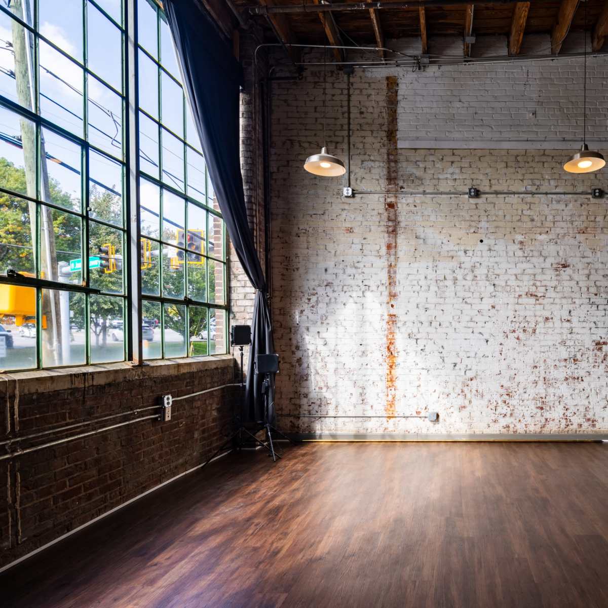 Natural Light Industrial Loft in Westside Atlanta, Atlanta, GA ...