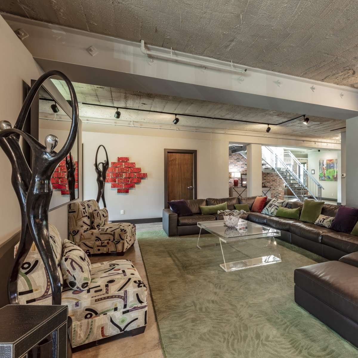 Downtown Penthouse with Skyline View and Upscale Furnishings, Oklahoma ...