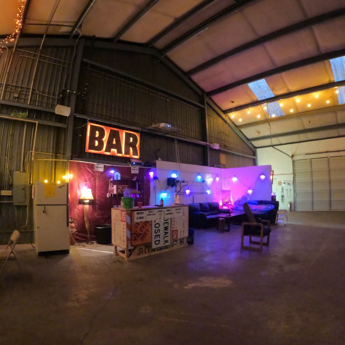 South Park Industrial Warehouse with tons of open floor space and a bar ...