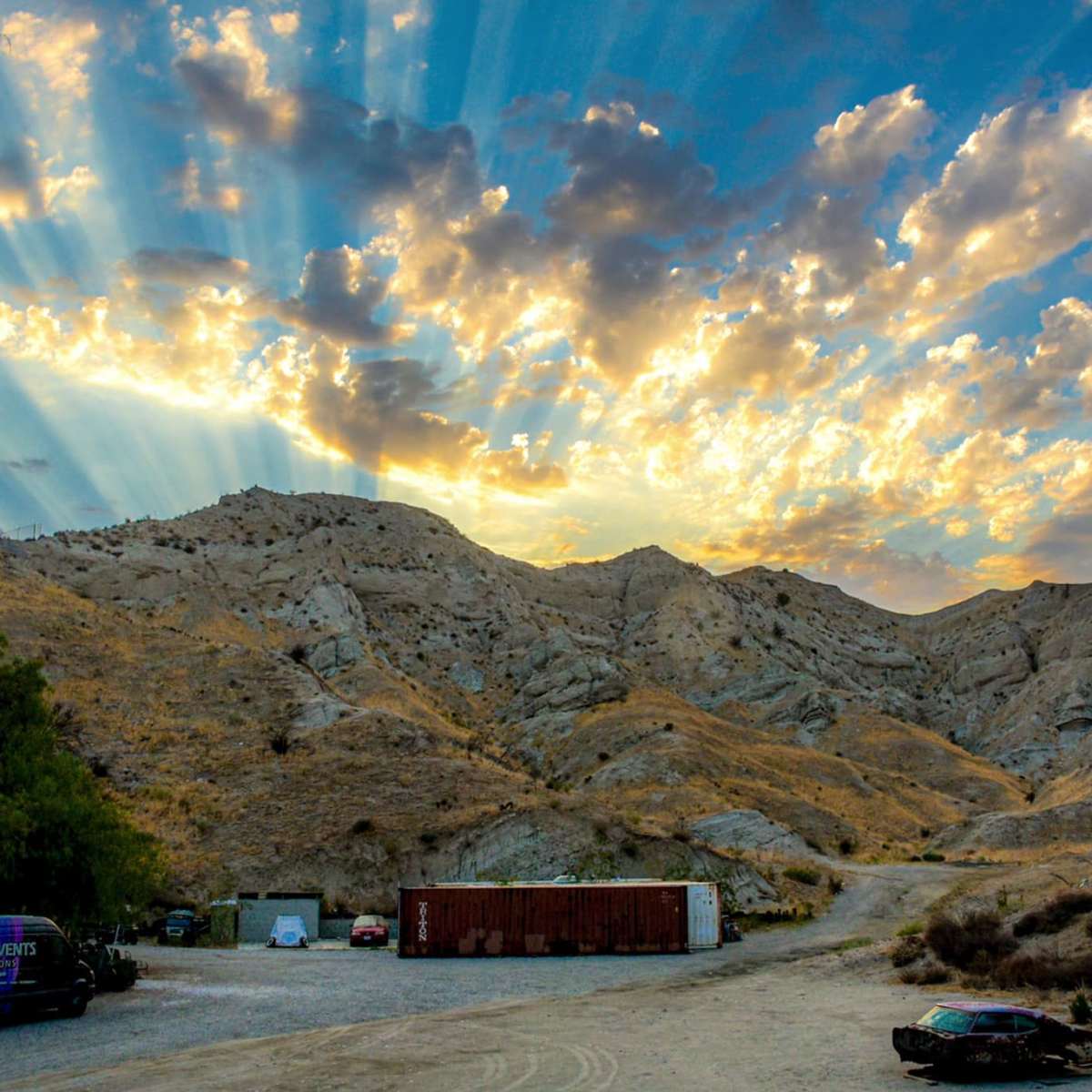 Multi set Gas Station close Desert Movie ranch, Santa Clarita, CA ...
