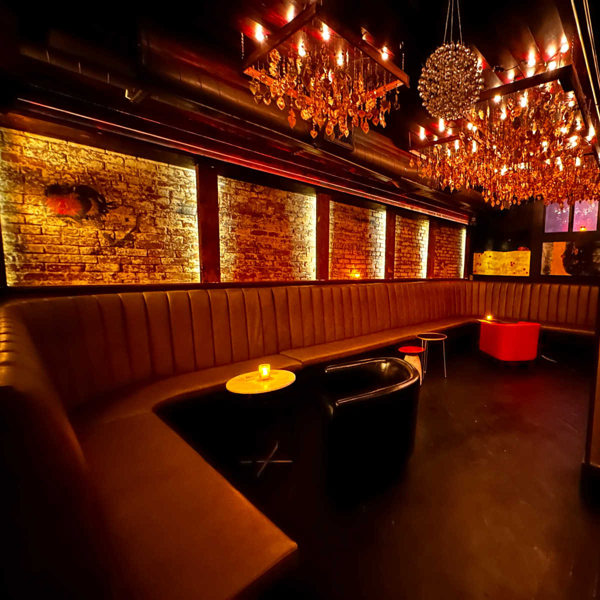 Beautiful Bar Lounge for Daytime Photo Shoots & Video Shoots, Brooklyn ...