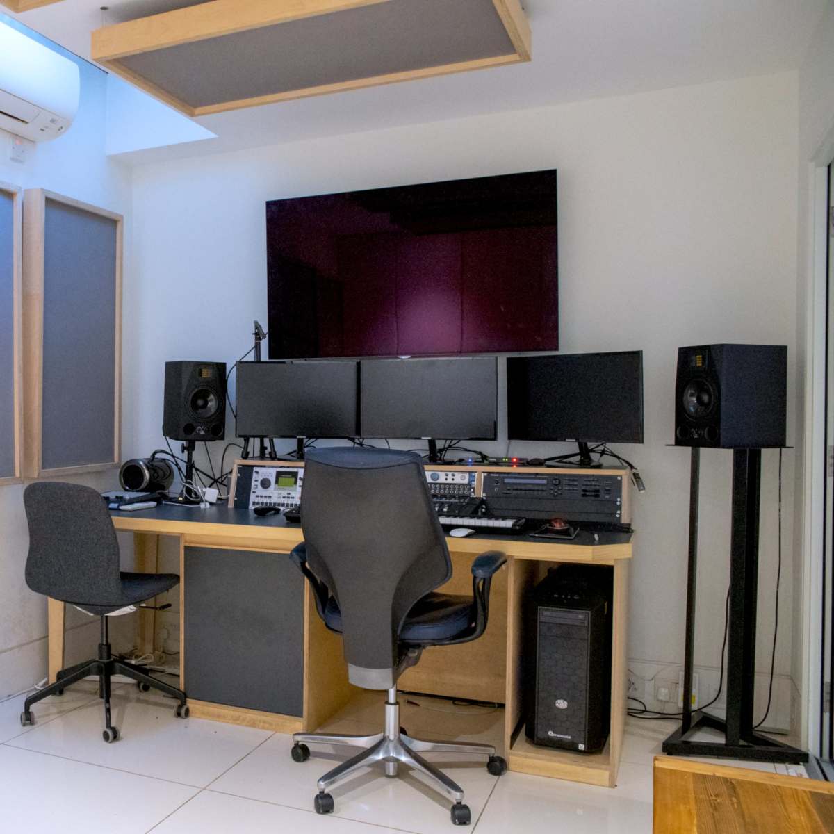 Modern and Comfortable Edit Suite in Central London, London ...