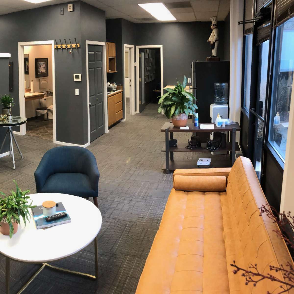 ILLUXION Studio | Premium White Cyc Studio in Redmond. Great for video ...