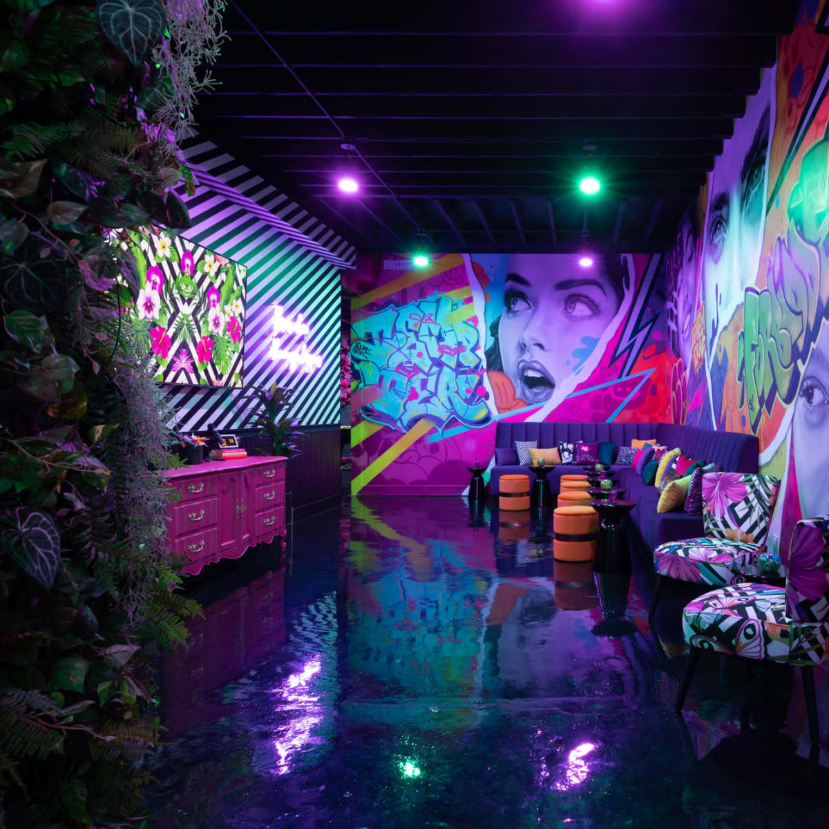 Extravagant Cutting-Edge Private Lounge, Brooklyn, NY | Event | Peerspace