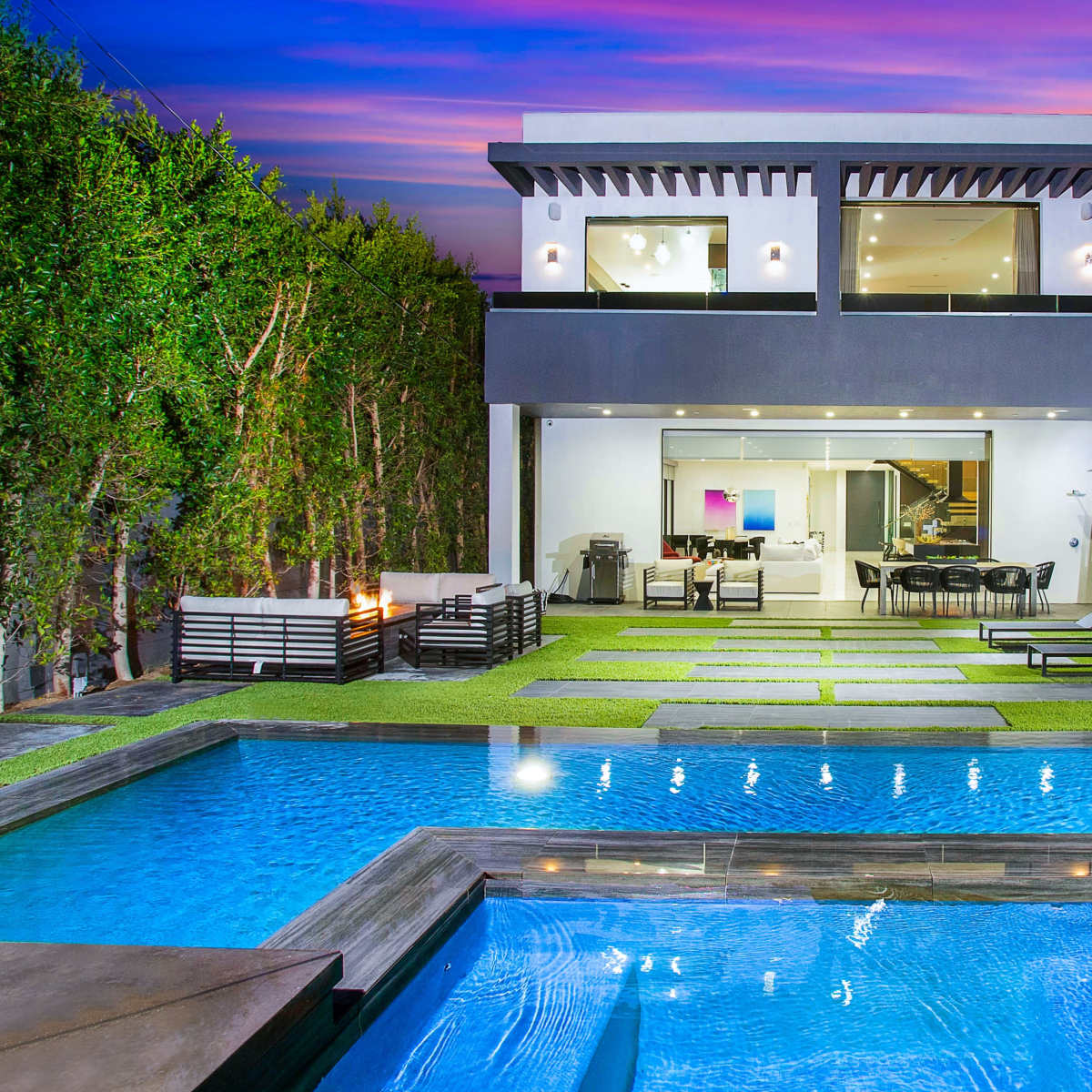 Meticulously Designed Melrose Estate w/ World-Class Amenities, Los ...