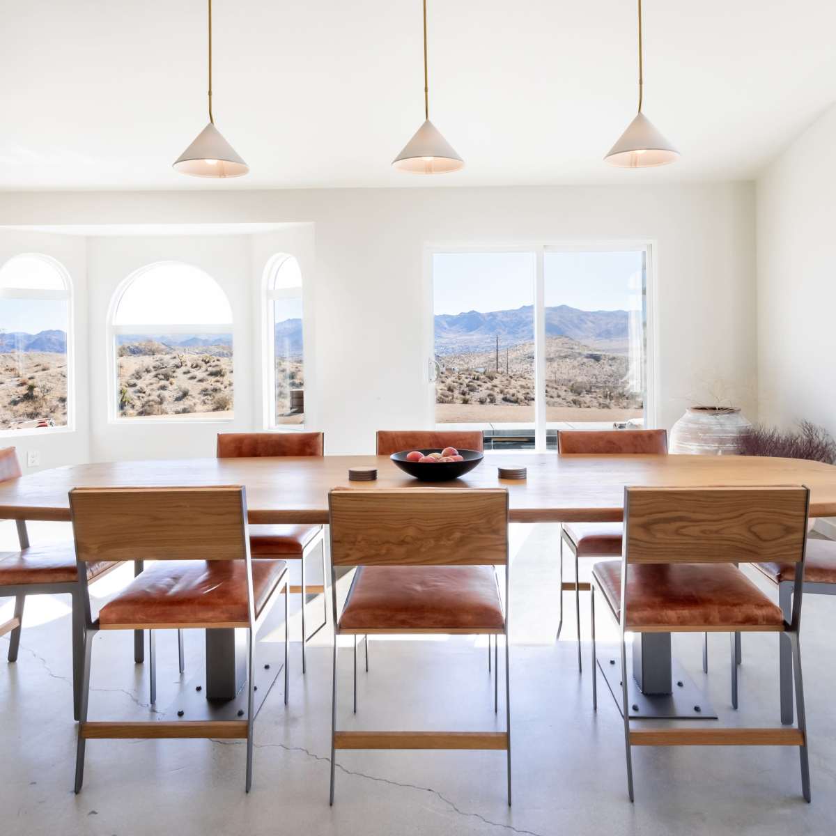 Designer Joshua Tree Retreat | Desert Views | Pool, Yucca Valley, CA ...