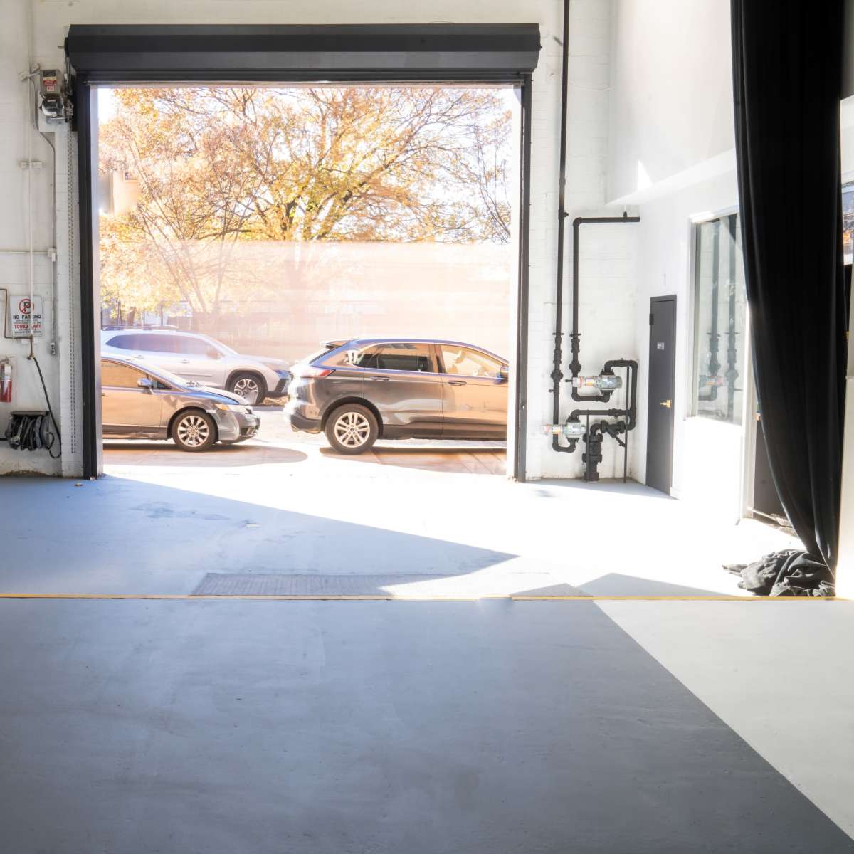 SPACIOUS PRODUCTION STUDIO WITH LARGE CYCLORAMA IN GOWANUS, BROOKLYN ...