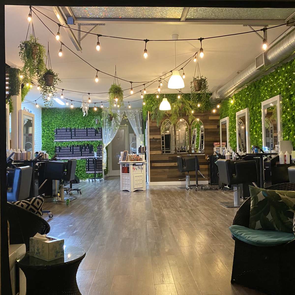 Brazilian treehouse vibey salon and spa, Carlsbad, CA | Production ...