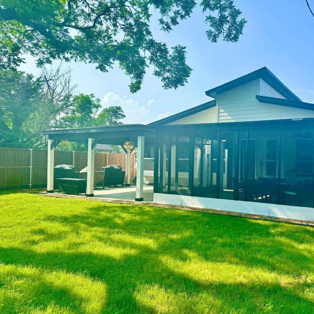 Cozy Urban Hideaway Close to Dallas Zoo and Downtown, Dallas, TX ...