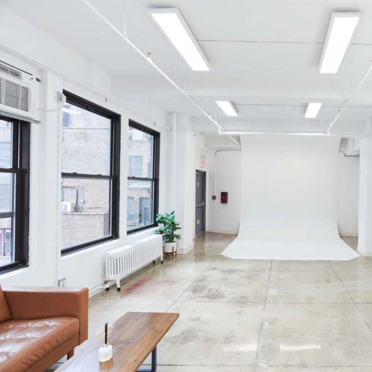 14C Cyc wall + Balcony + Free EQ, NEW YORK, NY | Event | Peerspace