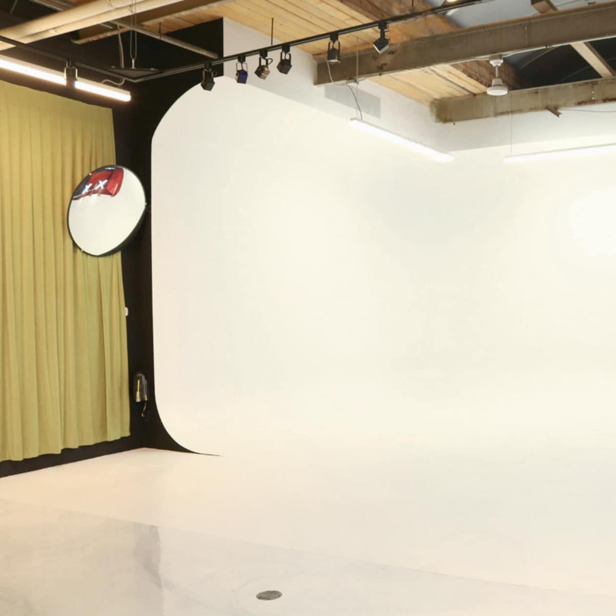 Natural light hollywood themed Cyclorama Studio, Toronto | Production ...