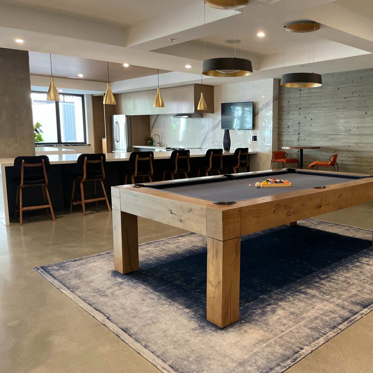 Modern DTLA Lounge w/ Kitchen & Pool Table, Los Angeles, CA | Event ...
