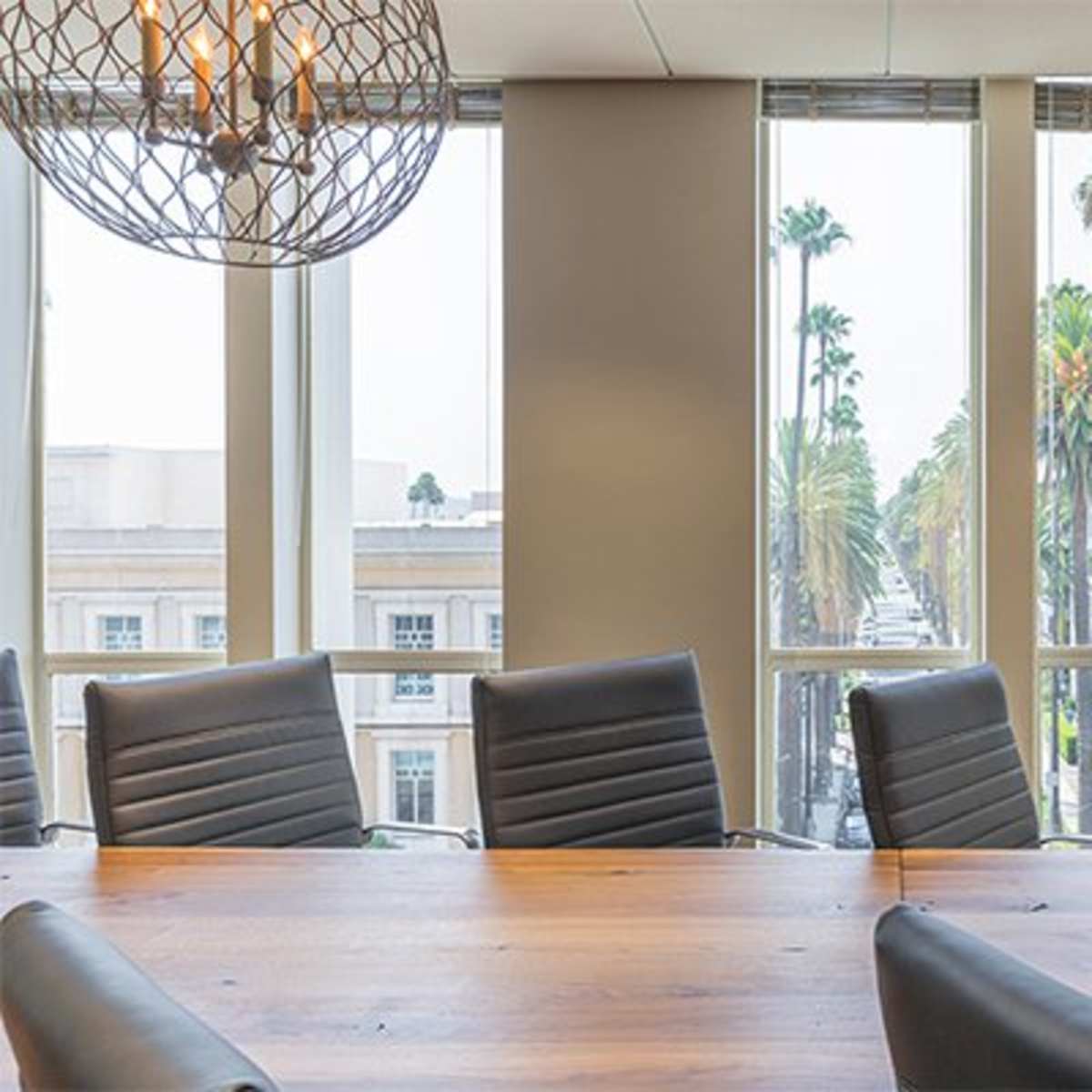 Modern Beverly Hills Conference Rooms for up to 14 People, Beverly ...
