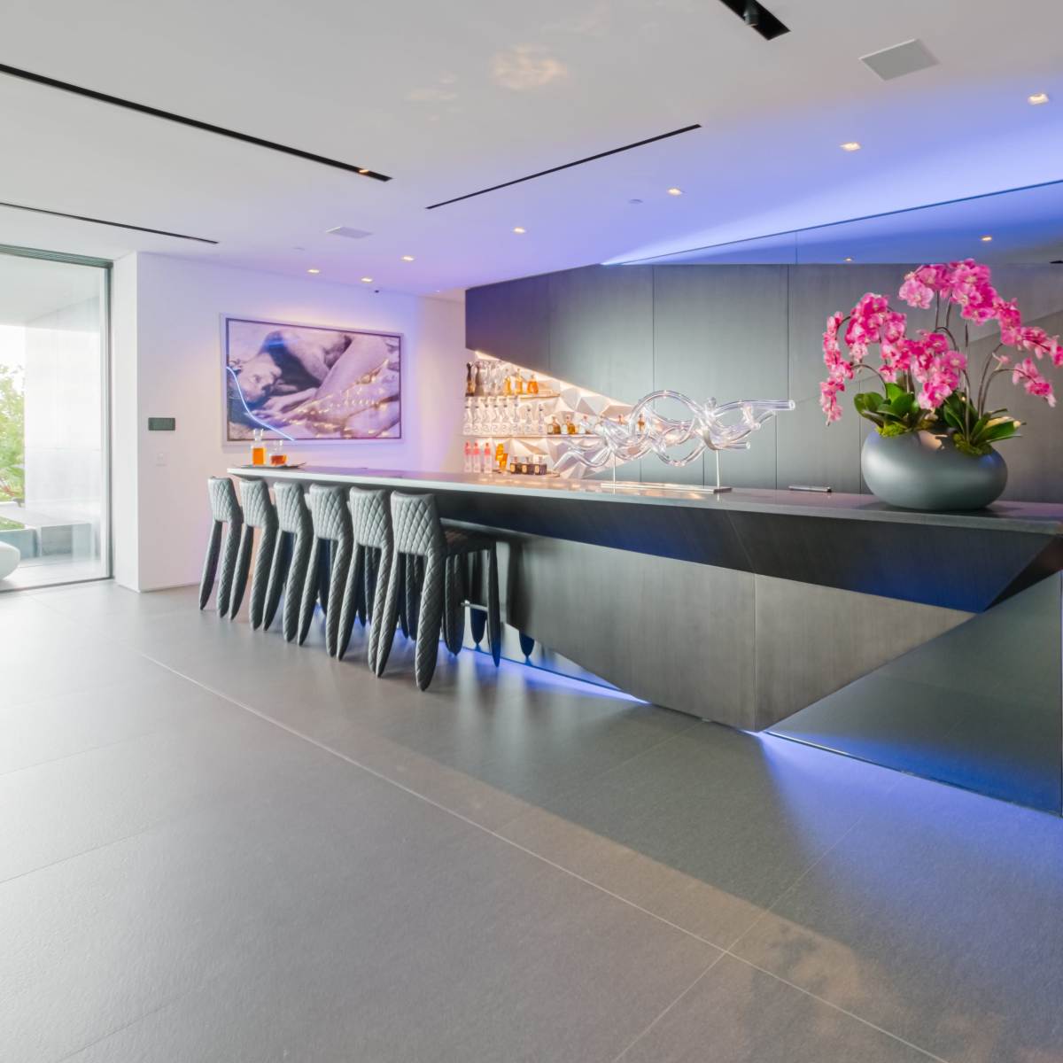 TWILIGHT SERENITY ENCLAVE: GOTHAM ESTATE, Los Angeles, CA | Production ...