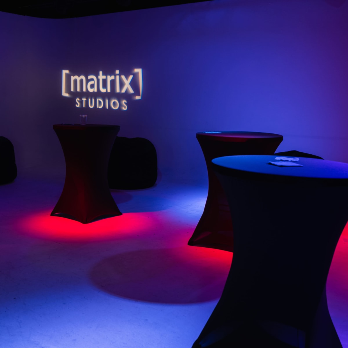Creative Conference Location with White CYC Soundstage, Los Angeles, CA ...
