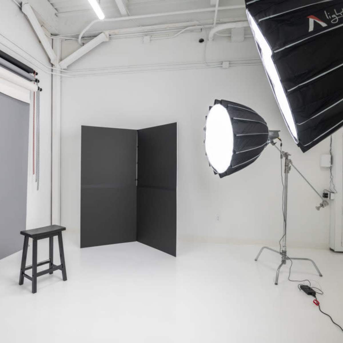 The Light Box | Natural Light Studio With North Facing Window Wall ...