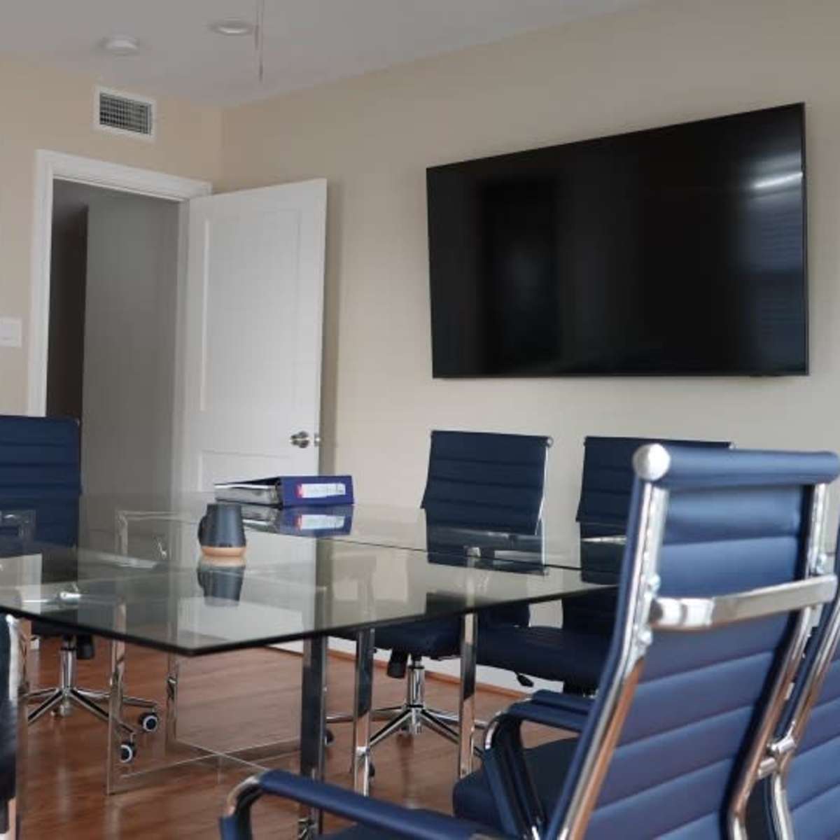 Midtown/3rd Ward/Museum District Conference Room, Houston, TX | Off ...