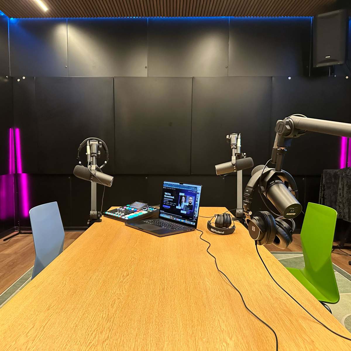 Industrial chic, downtown music and podcast studio space with intimate ...